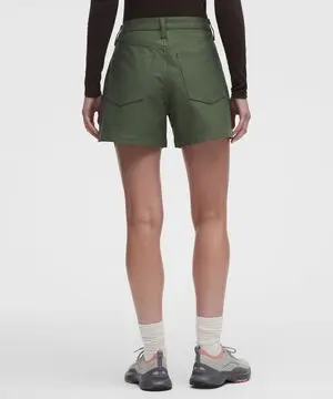 Lululemon Easyfive Mid-rise Short 4.5" Classic Fit