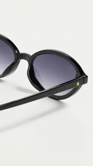 AIRE Pyxis Oval Sunglasses