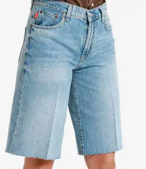 PEOPLE Delavé Effect Denim Knee-length Shorts With Raw Cut Hem