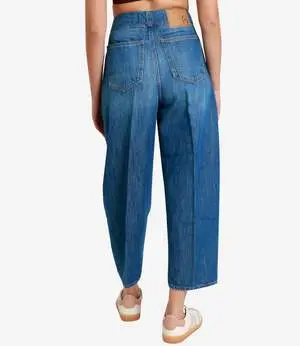PEOPLE Barrel Crop Leg Denim Pants