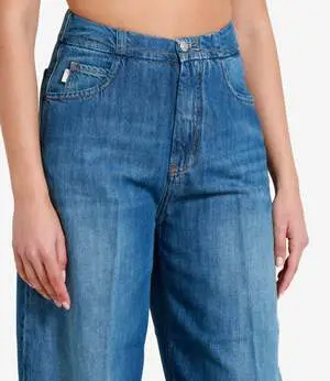 PEOPLE Barrel Crop Leg Denim Pants