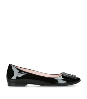 Roger Vivier Glossed Flats For Women