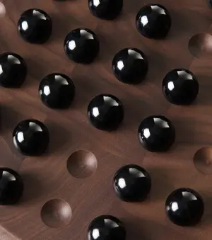 GIOBAGNARA Mocambo Peg Walnut Solitaire Set