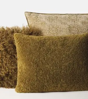 MAISON DE VACANCES Shearling Cushion