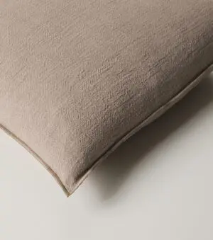MAISON DE VACANCES Linen Crepe Cushion