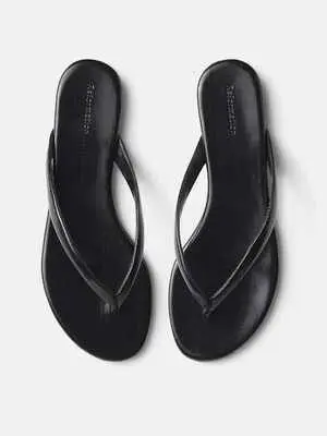 REFORMATION Amelia Flat Thong Sandals
