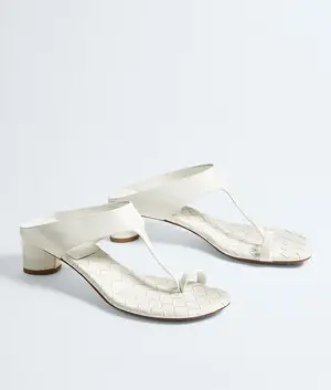Bottega Veneta Livia Thong - Alabaster