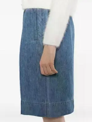 LESS Panelled Linen Shorts