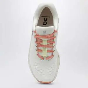 On Cloudmonster Sneakers - White