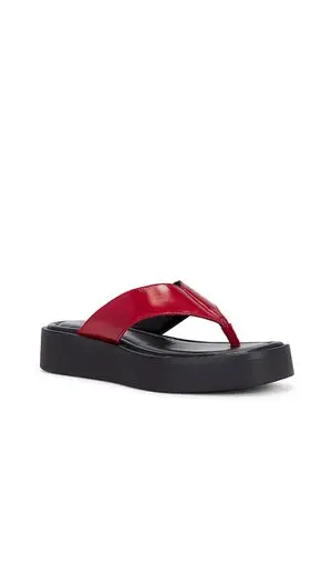 VAGABOND SHOEMAKERS Danya Platform Flip Flops - Red
