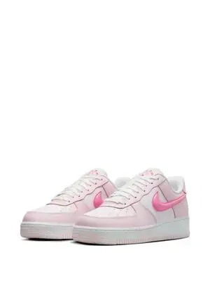 Nike Force 1 '07 Sneakers