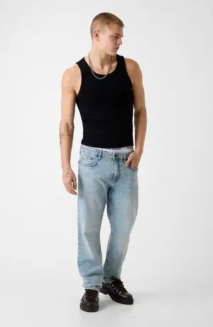Guess Straight Leg Jeans
