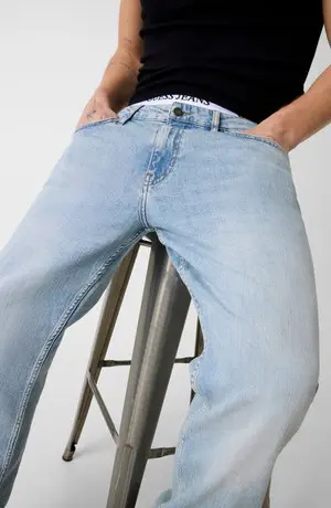 Guess Straight Leg Jeans