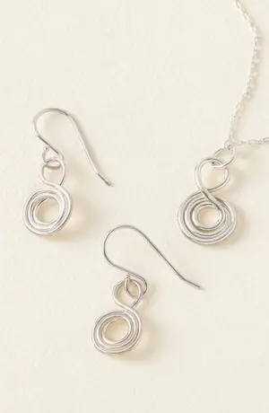 UNCOMMON GOODS Sculptural Sterling Wire Gratitude Earrings