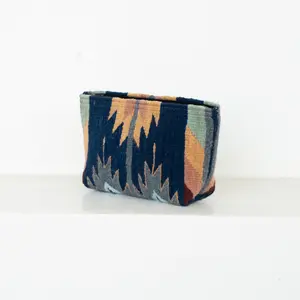 AMASOUK Wild River Pouch