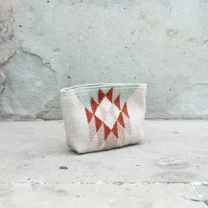 AMASOUK Fénix Pouch In Wool With Zapotec Diamond Motif