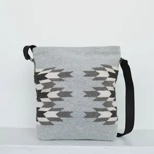 AMASOUK Leona Shoulder Bag