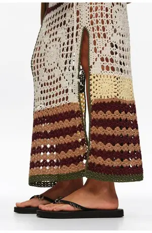 Bimba Y Lola Embellished Flip-flops