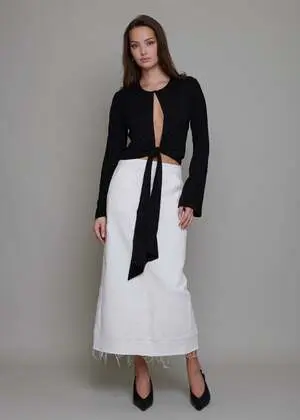 TT STUDIOS 6525 Dylan Top With Flared Sleeves And Keyhole Cutout
