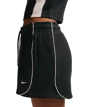 Nike Loose Mid Rise Fleece Shorts