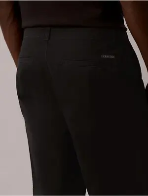 Calvin Klein 90s Relaxed Cropped Chinos - Black