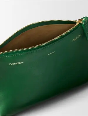 Calvin Klein Essential Pouch In Soft Calf Leather