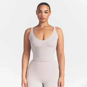 SKIMS Plunge Tank Top
