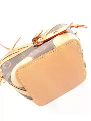 LOUIS VUITTON Monogram Noé Bucket Bag