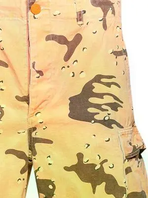 HELLSTAR Camouflage Print Cargo Shorts - Orange