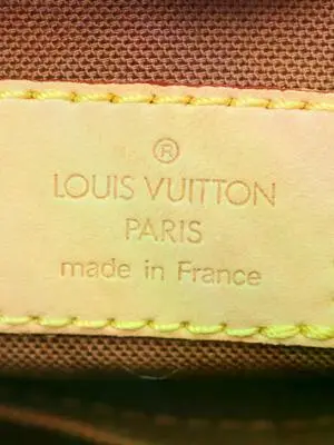 LOUIS VUITTON Monogram Batignolles Vertical Pm Handbag