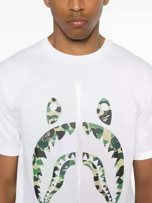 A BATHING APE Camouflage-print T-shirt