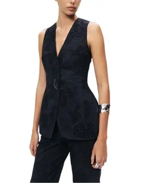 NOCTURNE Textured Floral Lace Vest