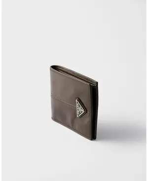 Prada Leather Wallet With Coin Purse - Green