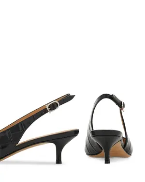 FERRAGAMO Sara 40 Pointed Slingback Pumps - Nero