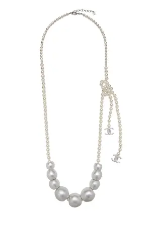 Chanel Faux Pearl Necklace - Silver