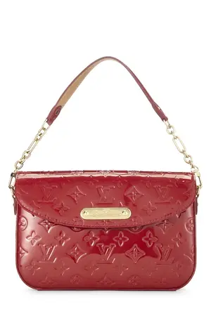 Louis Vuitton Glossed Shoulder Bags