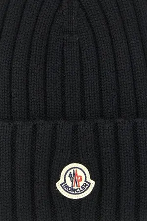 Moncler Logo Patch Ribbed Beanie - Black