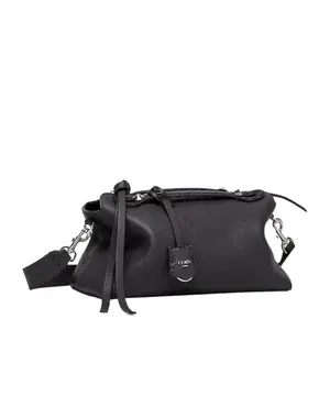 Fendi Selleria Medium Shoulder Bag - Black