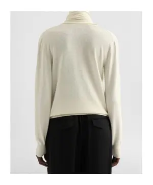 JIL SANDER Draped Neck Knitted Jumper With Jeweled Brooch - Eggshell