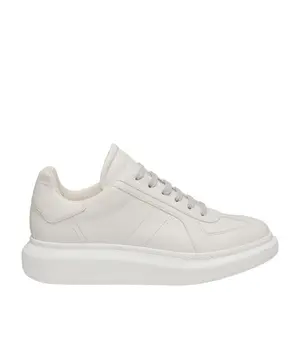 Alexander McQueen Oversized Retro Lace-up Sneakers - Off White