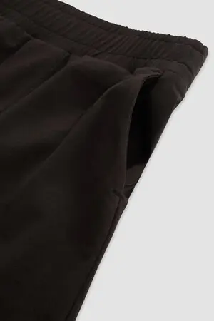 Moncler Logo Patch Bermuda Shorts - Black