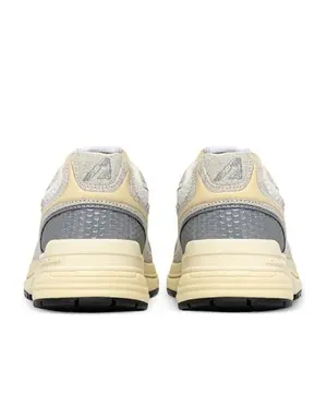 AUTRY Hyperway Low-top Sneakers - White