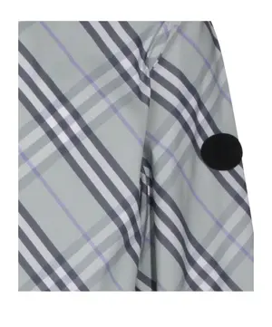 Burberry Checked Hooded Jacket With Logo Patch - Gray