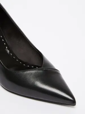 Max Mara Nappa Leather Court Pumps - Black