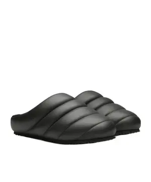 Axel Arigato Quilted Round-toe Slip-on Slippers - Black