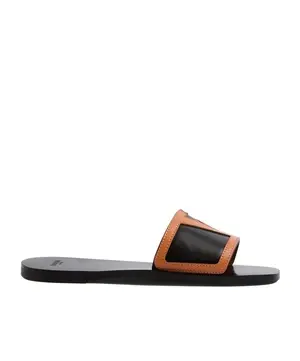 Valentino Garavani Viva Superstar Flat Slip-on Sandals - Black