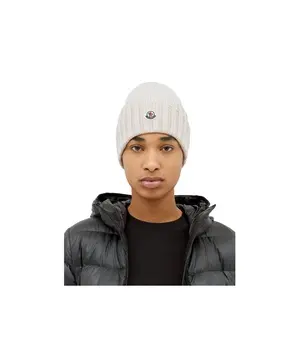 Moncler Logo Patch Ribbed Beanie - Black