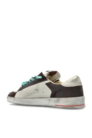 GOLDEN GOOSE Star Detail Leather Sneakers - Black