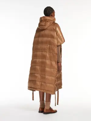 Max Mara Hooded Quilted Cape With Belt - Caramel
