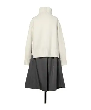 Sacai Knit Sweater With Zip Closure And Vented Skirt